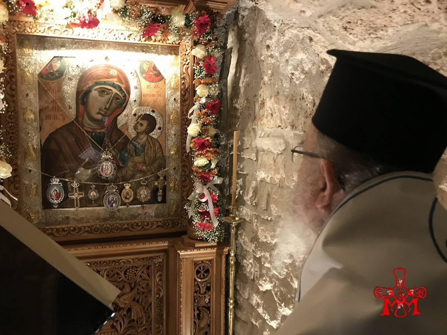 ΑΓΙΑ ΥΠΟΜΟΝΗ: «Όλοι την χρειαζόμαστε»-Η «μάνα του λαού» που έγινε ...
