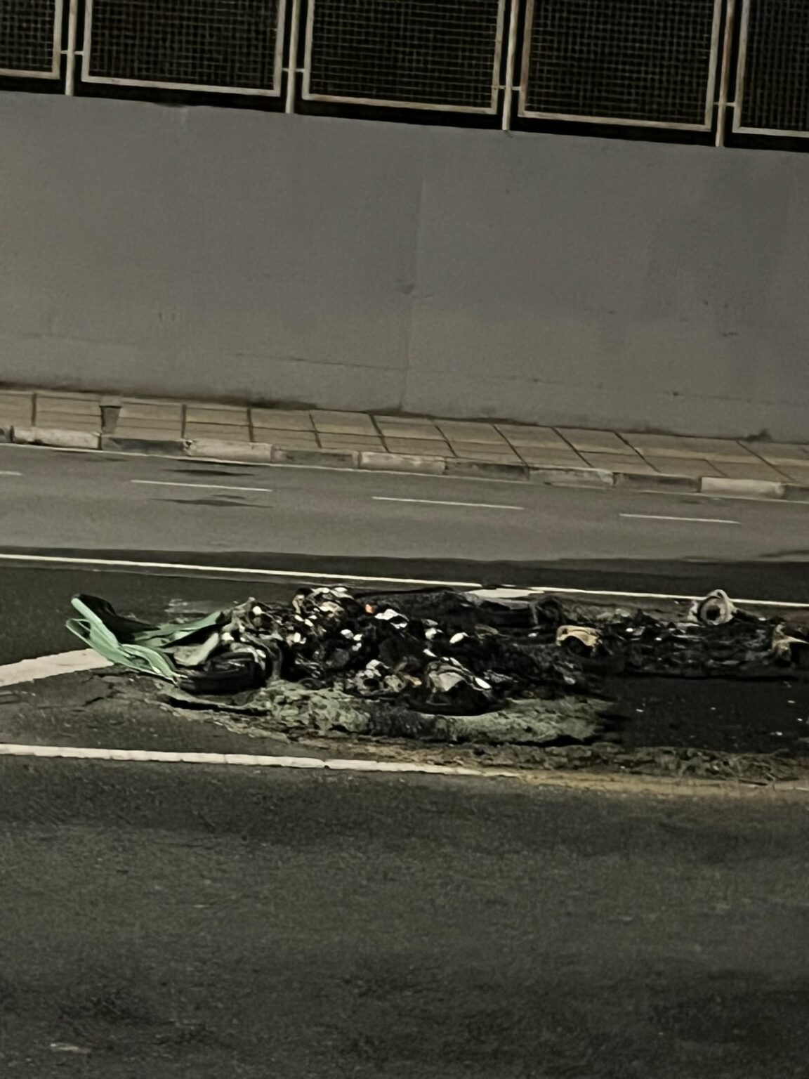 13 ΔΕΚΕΜΒΡΙΟΥ: Πράξεις χωρίς νόημα και επικίνδυνη ανοησία – Τα καμένα ...
